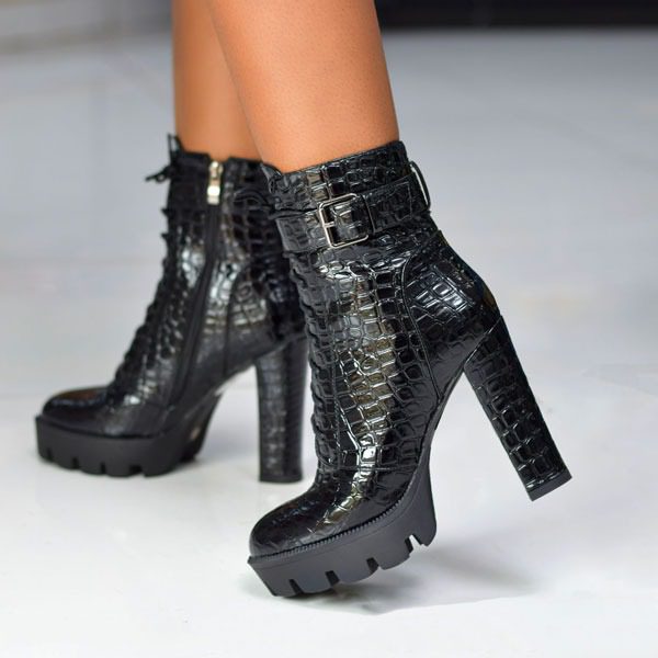 Backyard Shoez: Comfortable Stylish shoes, heels, sneakers, flats ...